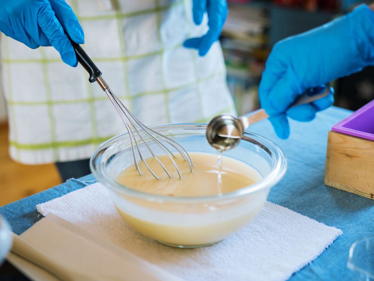 8 Steps in the Hand Wash Manufacturing Process - Empowering your brand ...