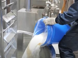 9 Steps in the Shampoo Manufacturing Process - Empowering your brand ...