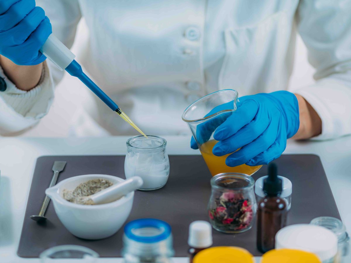 7 Steps in Sunscreen Manufacturing Process - Empowering your brand with ...